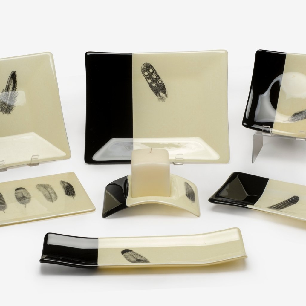 Feathers Servingware Collection – Nixon Art Glass